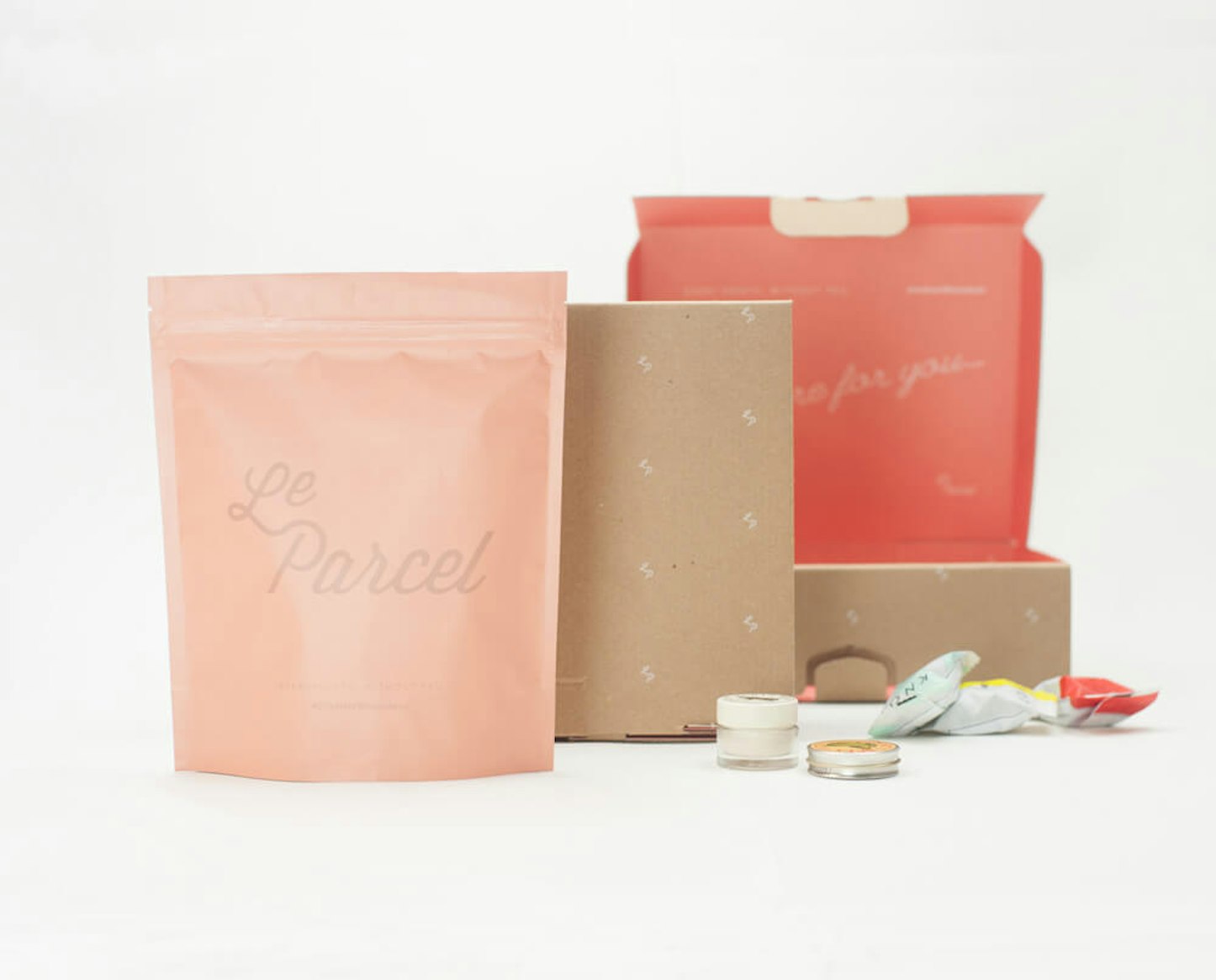 Packaging de luxe : 5 designs sur mesure qui marchent