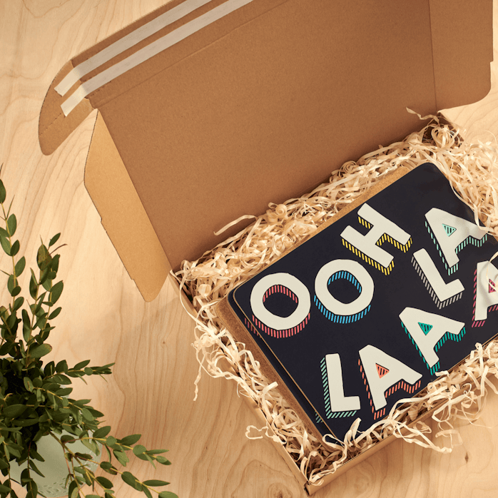 E-Commerce Versandbox ohne Aufdruck