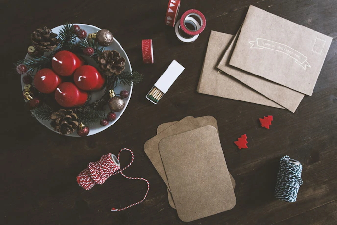 10 Corporate Christmas Cards Ideas to send an Awesome Message this Year ...