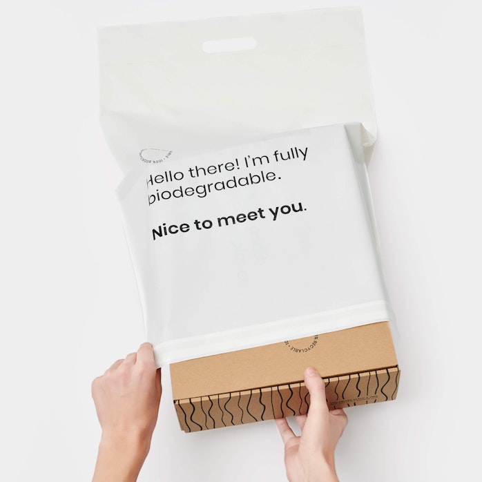 Biodegradable Poly Mailers - Recyclable Mailing Bags | Packhelp